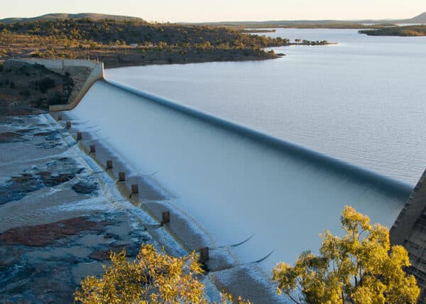 Rookwood Weir bridge project creates jobs - Inside Construction