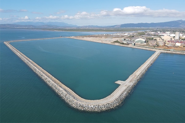 Rock wall built for $232M Port of Townsville upgrade - Inside Construction