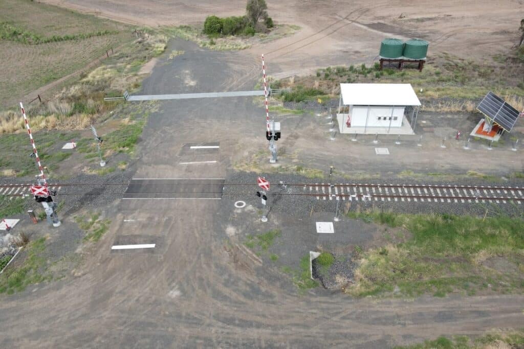 First solar-powered level crossings delivered on Inland Rail - Inside ...